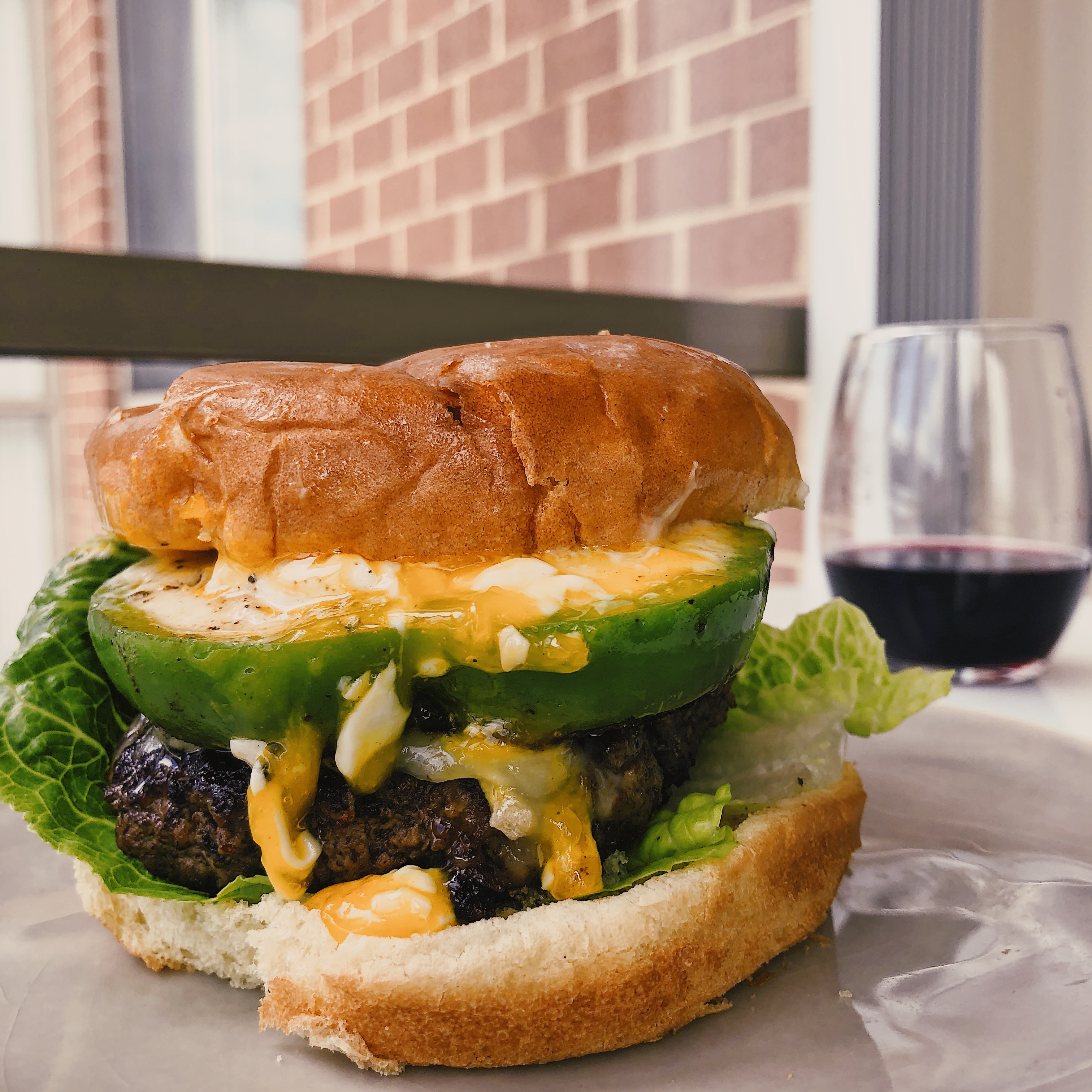 Blue Cheese Bell Pepper Brunch Burger – Meag’s Eggs